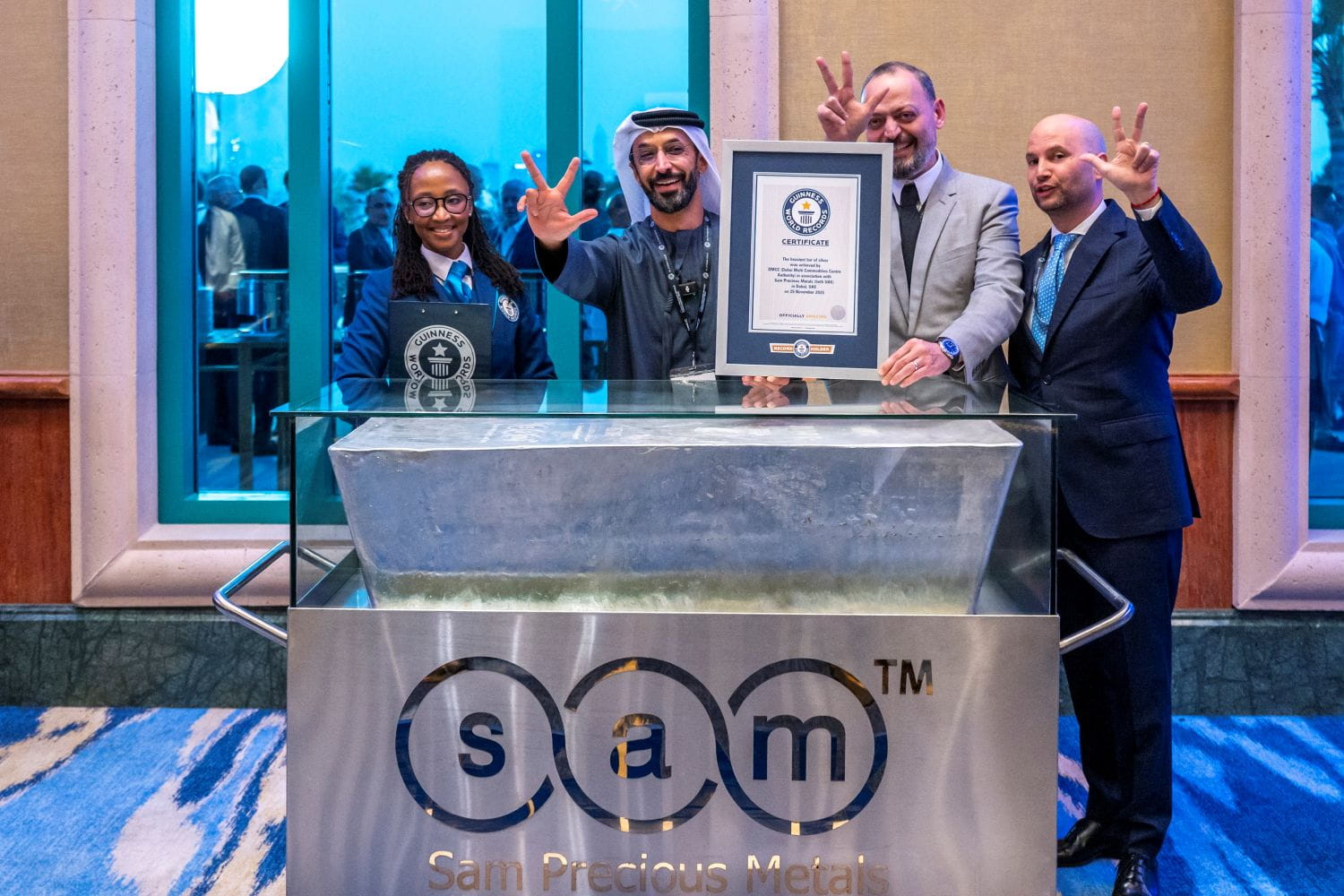 DMCC Unveils Record 1.9-Tonne Silver Bar Celebrating UAE’s Founding ...